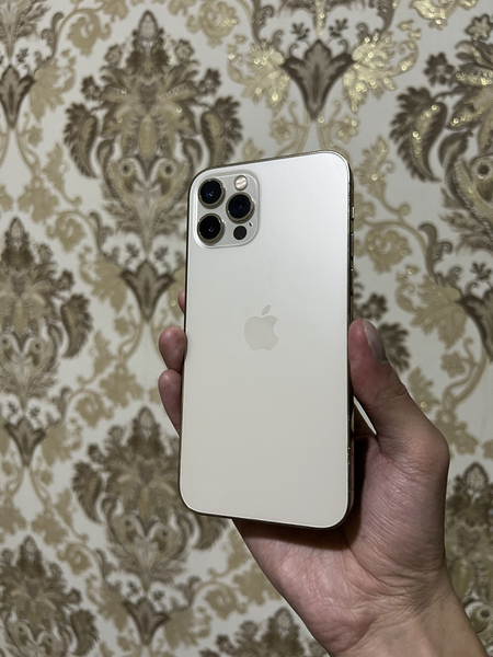 Iphone 12 pro sastayana ideal