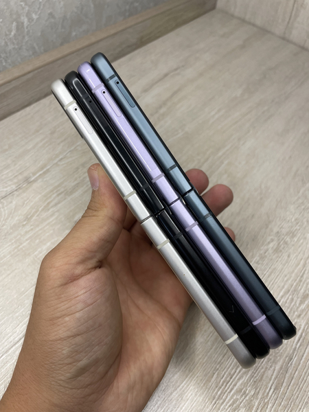 Samsung z flip 3 8/256Gb