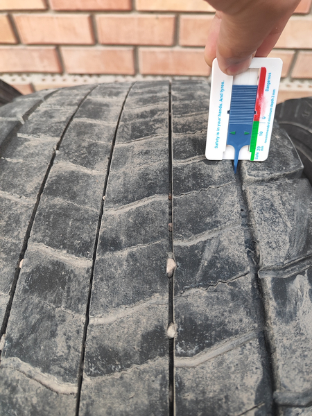 Advance 315/70/22.5, Pirelli 315/80/22.5