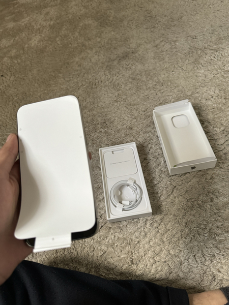 Iphone 15 pro max Natural 256 Dual Sim почти новый