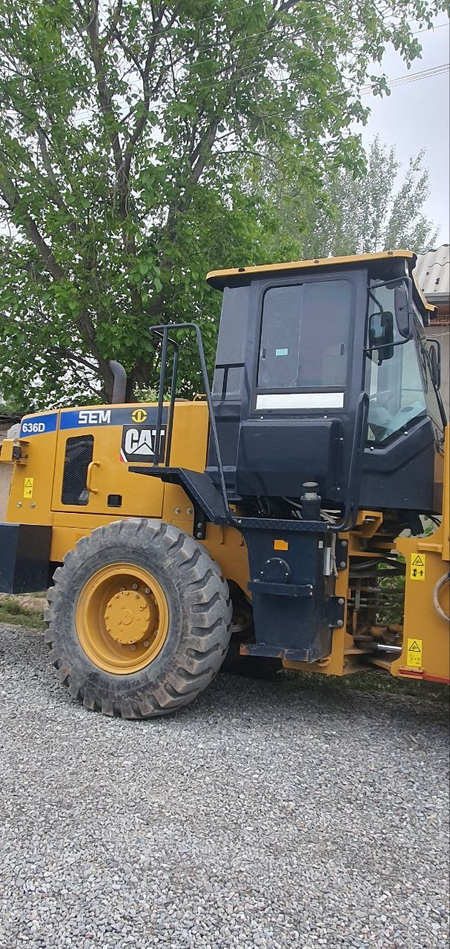 Pogruzchik xizmati,  1,8 kubli. Услуга погрузчика 1,8 куб