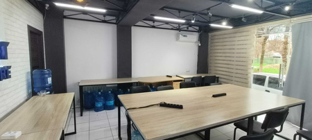Стильный коворкинг в центре столицы! + Юридический адрес. IT Coworking