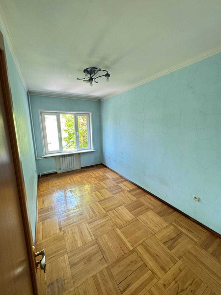 Продаю квартиру, спецплан, Лабзак