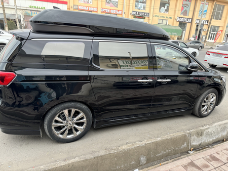 Kia carnaval full