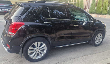 Tracker 1 Dubai zborka 2019-yil  75.000 probeg