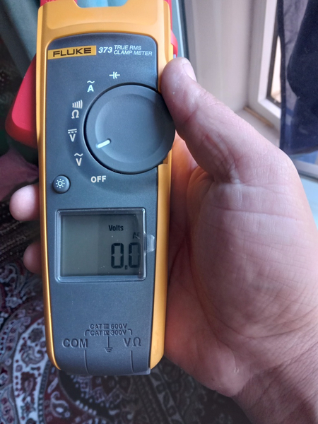 Fluke 373 
Диапазон измерени