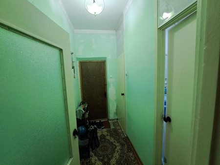 Ялангач продаётся квартира 2в3/3/4.
Хорошая локация рядом 
Ширин база.