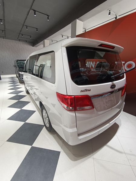 Jac M4 sotuvda tayyor
