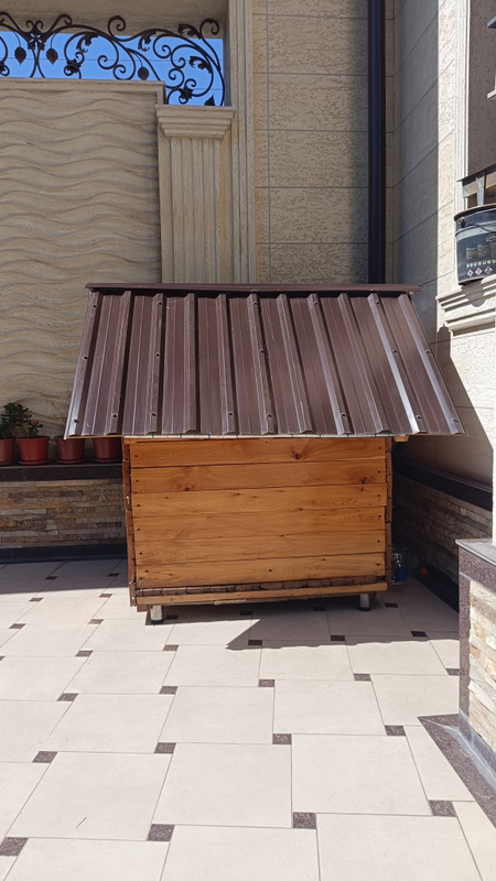 Будка для собаки продается