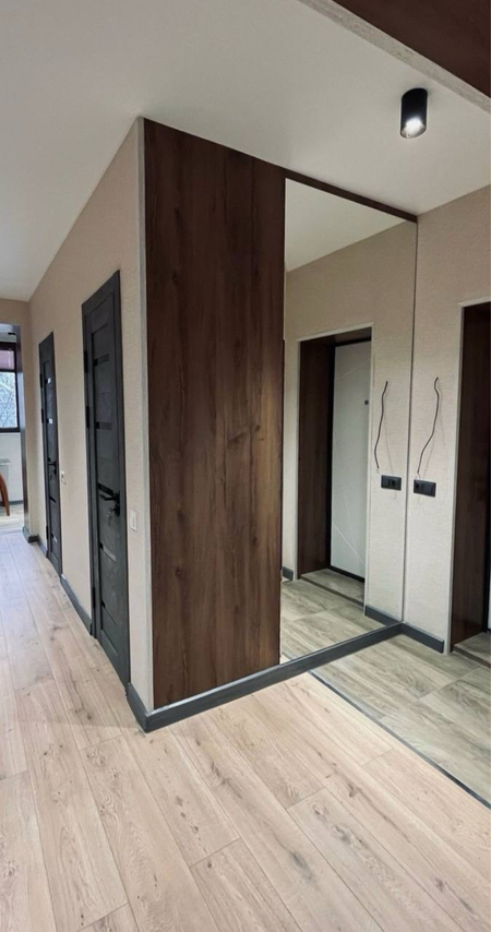Сдается квартира в Аренду,3 комнаты,ул Чимкентская,110 школа,90м2