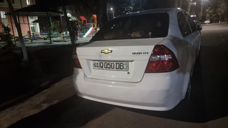 Автомобиль нексия3