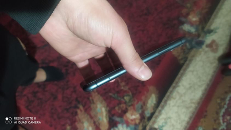 Iphone 11 64gb 75yomks xc nmas almawmaga orqa krwka 2sm ozgina snga