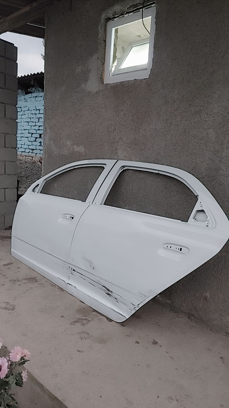 Cobalt 2021 eshik sotiladi