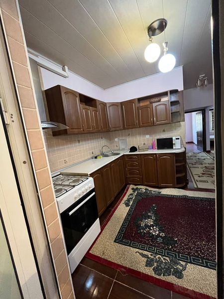 4 xonali uy 550$ аккуратный odamlaga beramiz