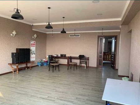 (К128526) Yakkasaroy tumanida 3-xonali kvartira sotiladi