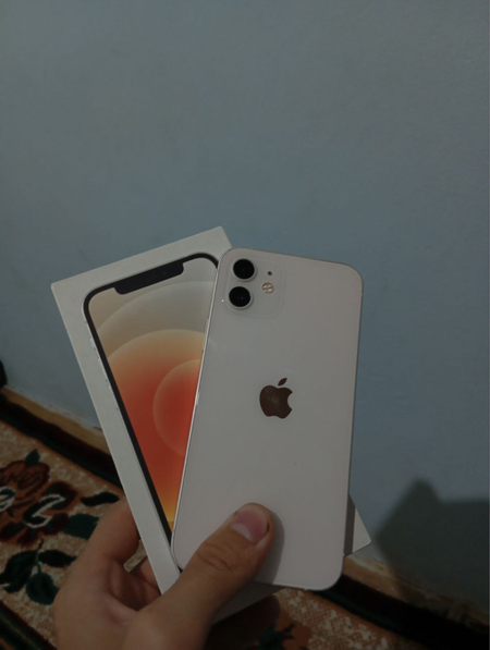 iPhone 12 ideal 128/76%