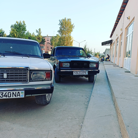 Vaz 2107 sotiladi srocne
