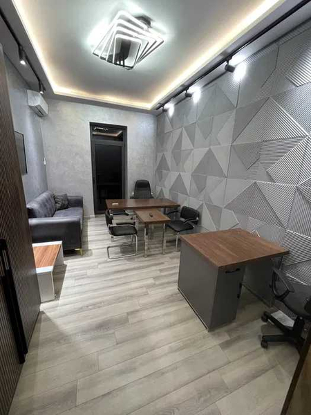 Аренда коммерческого помещения под офис на ЦУМе ID:FR142