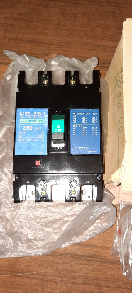 Продаётся автоматический выключатель Mitsubishi 250AMP 600V.