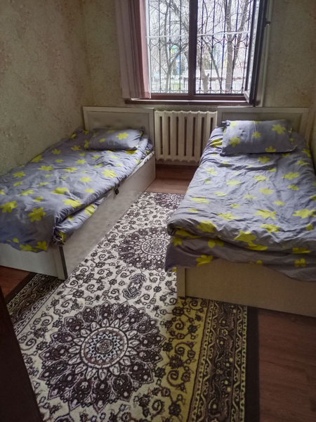 Продается квартира Юнусобод 19 квартил 1 этаж 5 этажка 2*3