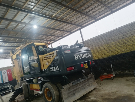 HYUNDAI ekskavaror