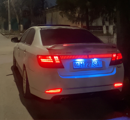Продаю Lexus спойлер