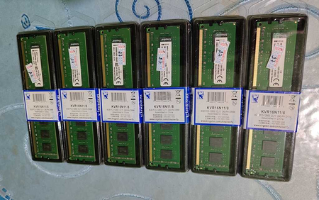 Продается оригинальный оперативки  Kingston DDR-3 8 GB 1600GHz