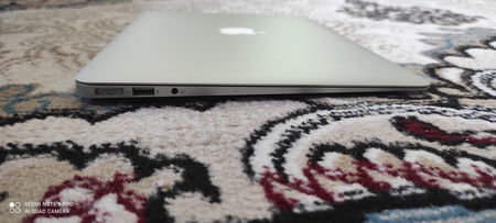 Mac Book Air sotiladi