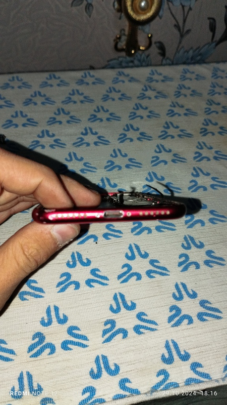 Iphone ese 2020..