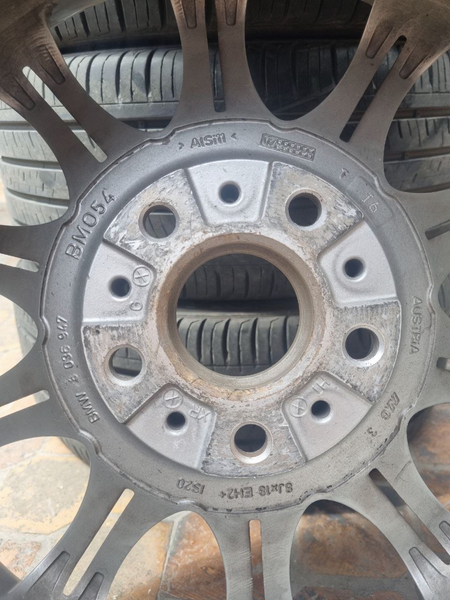Продам диски R18 (original BMW)