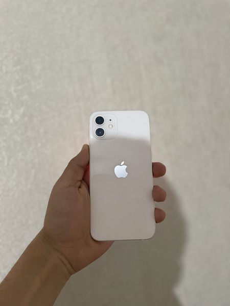 iPhone 12 xolati