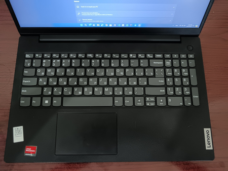 LENOVO AMD RYZEN 3 5300U noutbook