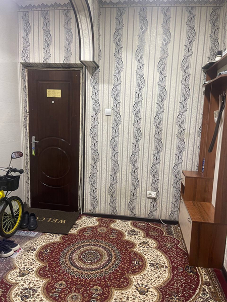 Olmazor tumani, Qora-Qamish 2/4 da 3 xonali kvartira sotiladi