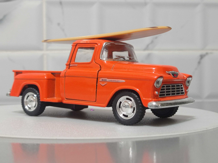 Коллекционная модель машины Chevy Stepside, масштаб 1:36