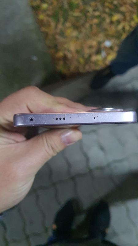 Xiaome 12 lite srochna sotiladi
