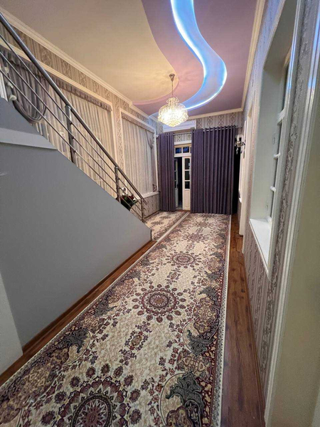 Hovli sotiladi /  продаётся участок