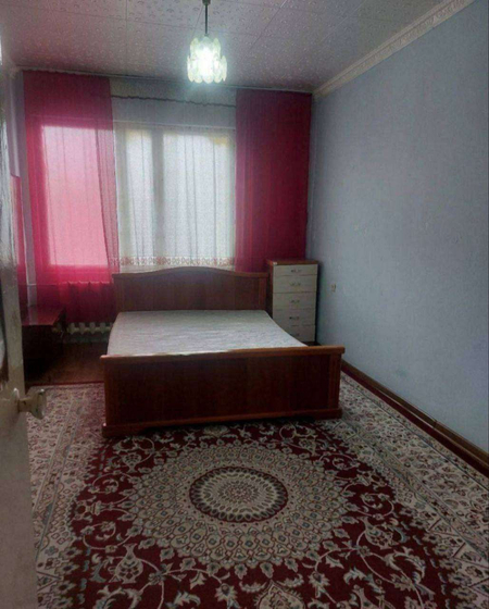 Чиланзар 21 3х комнатная 1.5*3 балкон