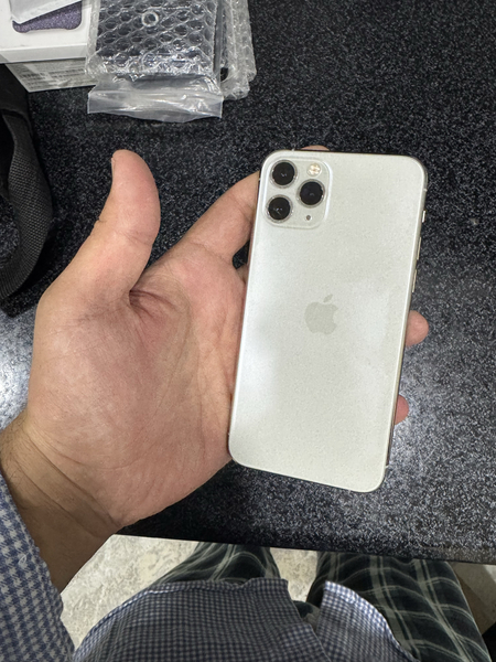 iphone 11 pro pamit 64g yomkost 69 holatini oqip tel qlila
