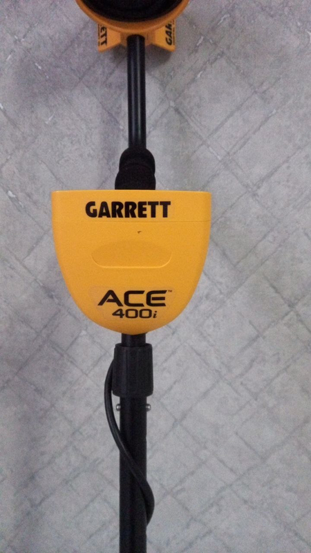 Металлоискатель GARRETT ACE 400I
Устройство:
Garrett ACE 400