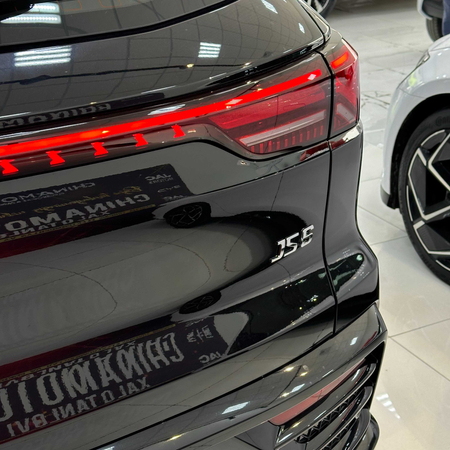 JAC JS6 2024 Tayyor 1,5 Turbo 30% bilan kredit!! jentra BYD Tracker