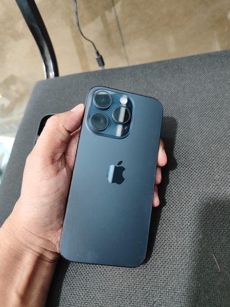 Iphon 15 pro sotiladi