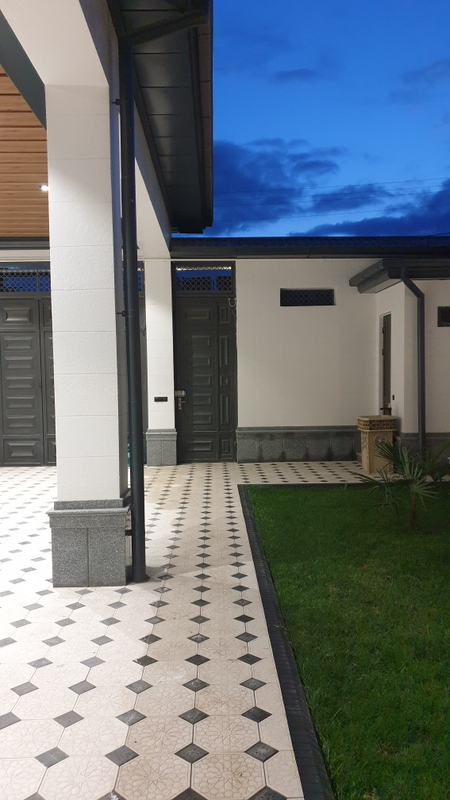 Продаётся 2 этажный дом, от Юнусабада 4 км ,3,7 соток.