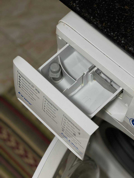 Стиральная машинка Indesit Innex 6кг в отличном состоянии