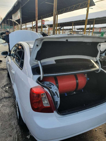 Lacetti 1.8 sotiladi ideal holatda