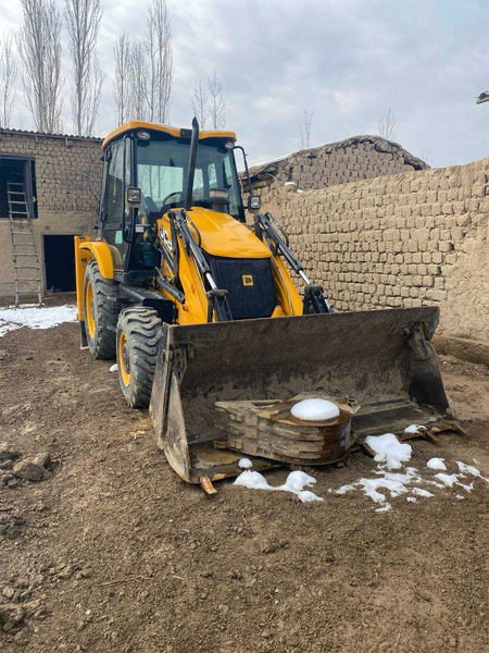 Аренда JCB 3DXS экскаватор погрузчик