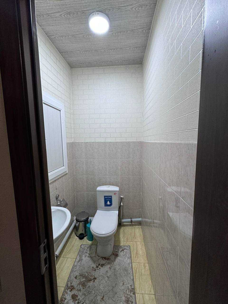 Srochniy Sergeli 8 hudud  3/2/7  75 m² Sotiladi Remontli uy