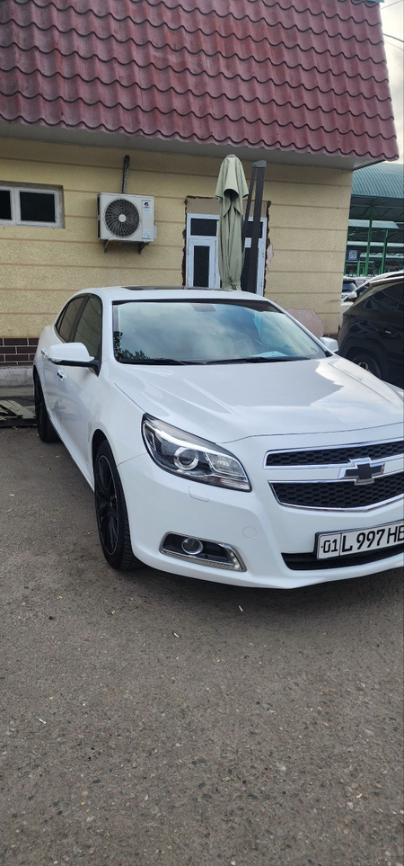 Hyundai Elantra full
