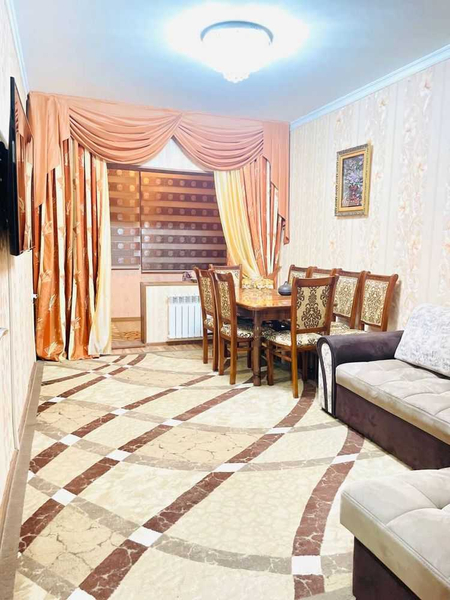 Продается 2 комнатная квартира в хорошем районе Кадышева. Зайти и жить