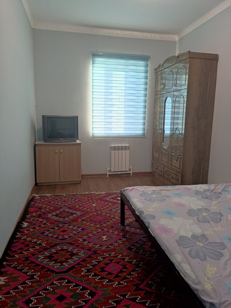 Икки хонали  ,65м2 иборат квартира ижарага берилади , оилага