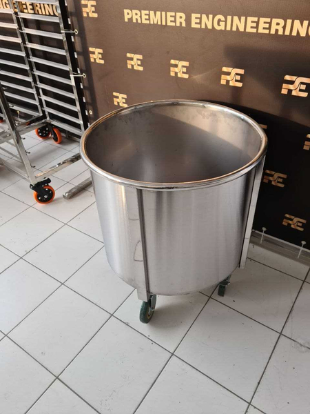 Ёмкость пищевой и технический Нержавейка. Nerjaveyka. Qozon.